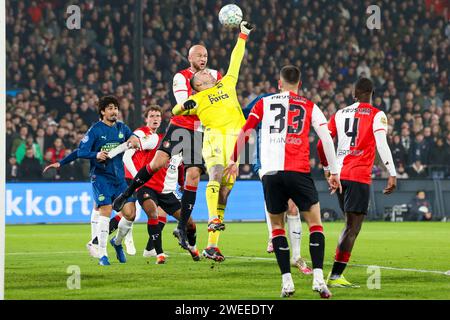 EINDHOVEN - (l-r) Gernot Trauner of Feyenoord, Feyenoord goalkeeper Justin Bijlow balks during ...