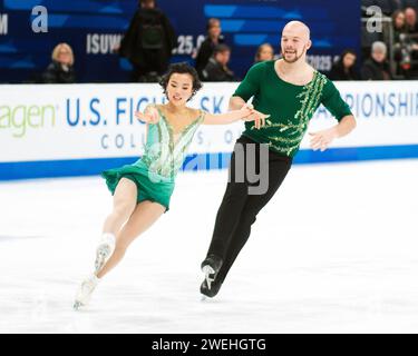 Ellie Kam and Danny O'Shea of the United States perform during the ...