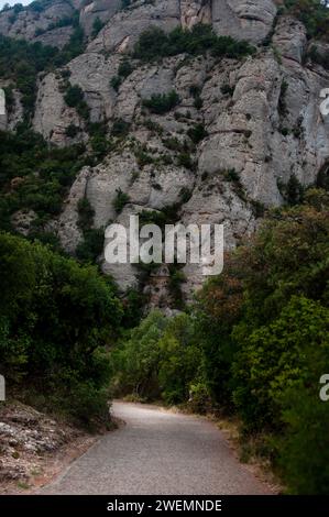 Catalonia, Montserrat Monastery, Benedictine monastery, spiritual ...