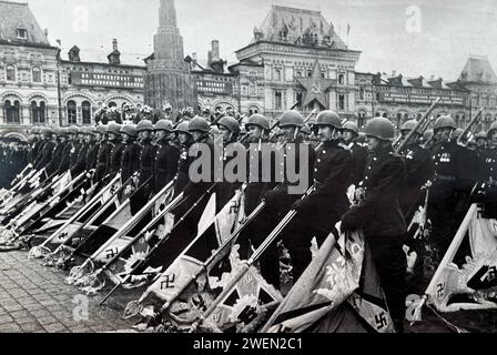 Parade of the Red Army in Moscow, 1940 Stock Photo - Alamy