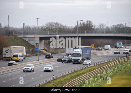 Slough, Berkshire, UK. 25th January, 2024. An SOS telephone sign next ...