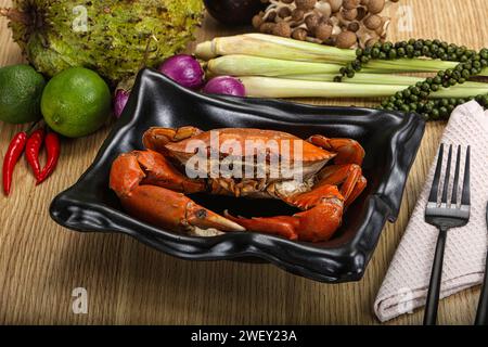 Delicous luxury steamed red crab in the plate Stock Photo - Alamy
