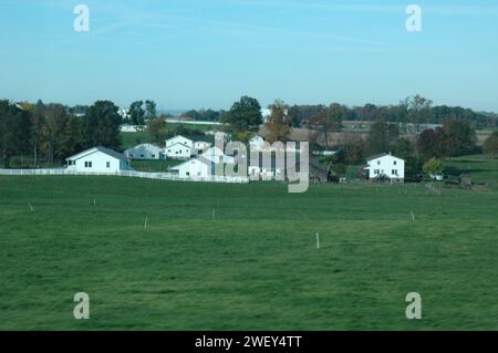 Amish Country Byway - White Farms. White is a popular color to paint ...