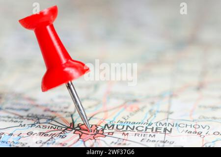 Munchen, Germany pin on map Stock Photo - Alamy