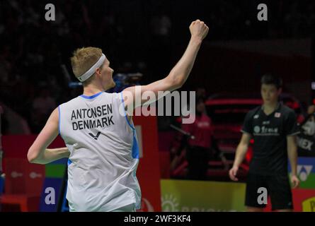 Jakarta, Indonesia. 28th Jan, 2024. Brian Yang (L) hits a return during ...