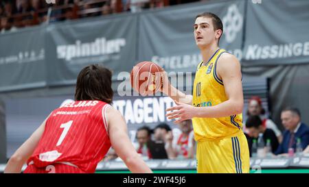 Tim Schneider (Alba Berlin, #10) mit Ball, GER, FC Bayern Muenchen vs ...