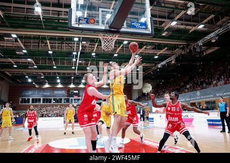 Tim Schneider (Alba Berlin, #10), GER, ALBA Berlin vs. FC Bayern ...