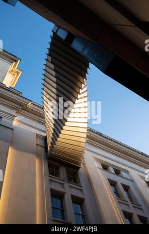 The Bridge of Aspiration above Floral Street connects the Royal Ballet ...
