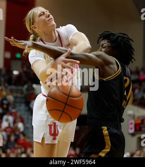 Indiana guard Lexus Bargesser (1) plays against UCLA in the first half ...