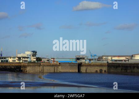 Cardiff Docks - large lock gate closed at low tide. Cardiff Bay and ...