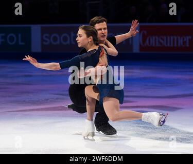 Alisa Efimova and Misha Mitrofanov, of the United States, perform ...