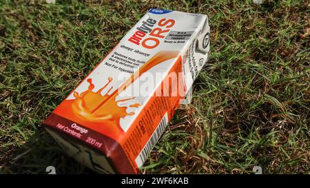 Prolyte ORS drink in orange flavor from Cipla brand. Orang liquid ...