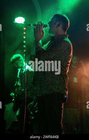 Stephen Holt, lead singer of the Inspiral Carpets, performing at their ...
