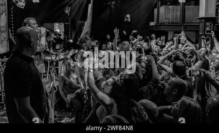 Martyn Walsh, Stephen Holt and Clint Boon of the Inspiral Carpets with ...