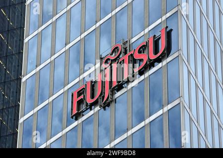 Fujitsu Logo ,Schriftzug Firmenlogo in Muenchen. *** Fujitsu Logo ...