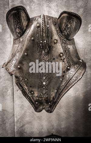 horse headpiece, 16th century, Álava Armory Museum, Vitoria, Basque ...