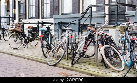 Bicycle parking near a public building in the city Stock Photo - Alamy