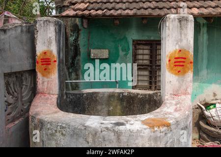 Tripundra, Tilaka, blessing sign, dedicated to the Hindu deity Shiva ...