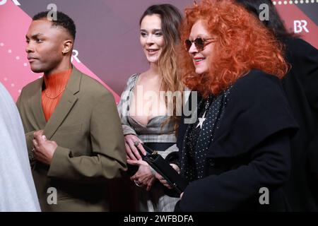 Bella Dayne, Milli Segieth und Ferdinand Forster bei der Verleihung des ...