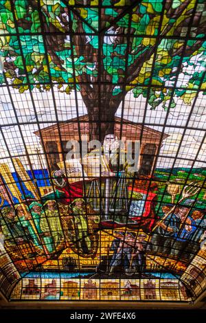The Tree of Gernika stained glass ceiling in the Assembly House Casa de ...