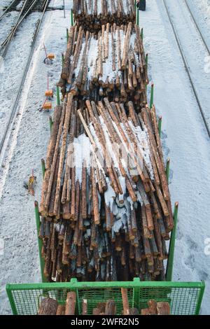 Timber in railroad box cars Stock Photo - Alamy