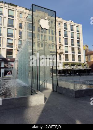 The beautiful Apple store, in Piazza Liberty, Milan, Italy Stock Photo ...