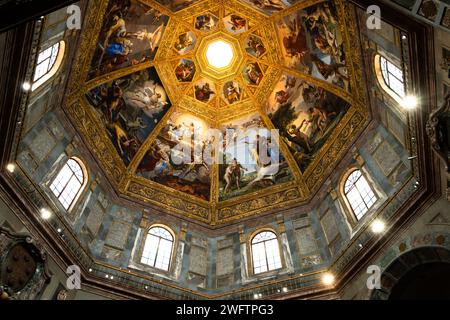 The octagonal roof of The Chapel of the Princes ,part of the museum ...