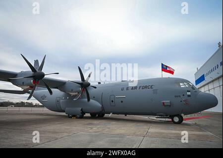The 165th Airlift Wing (AW), Georgia Air National Guard's first C-130J ...