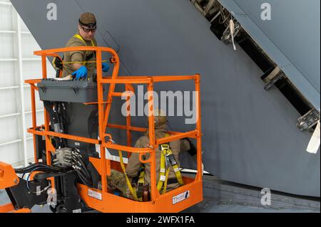 Tech. Sgt. Justin Smith, left, and Tech. Sgt. Aimee Plotz, both 911th ...