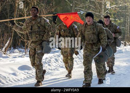 Iron Eagle Soldiers with 1st Armored Division, Combat Aviation Brigade ...