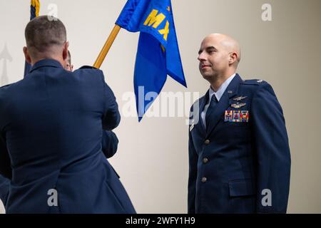 Lt. Col. Kenneth McCormick, the newly appointed commander of the 124th ...