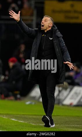 Gary O'Neil manager of Wolverhampton Wanderers, during the Premier ...