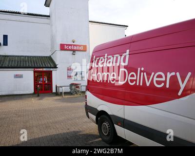 Iceland home delivery van parked at Iceland supermarket store Stock ...