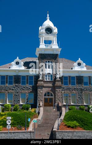 Courthouse, Blue Mountain National Scenic Byway, Heppner, Oregon Stock ...