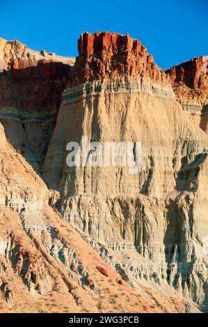 Cathedral Rock and the John Day River in the Sheep Rock Unit of John ...