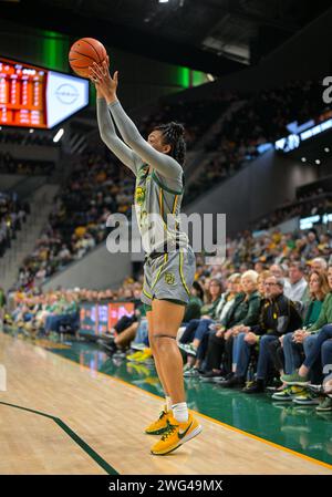 Baylor guard Bella Fontleroy (22) looks to shoot over TCU's Hailey Van ...