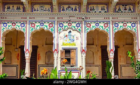Paintings on the walls of Chokhani Double Haveli, Mandawa, Jhunjhunu ...