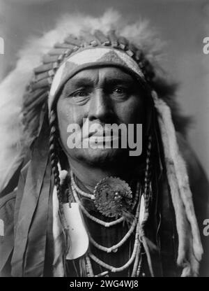 White Man Runs Him, Apsaroke, c1908. Portrait, man, head-and-shoulders ...