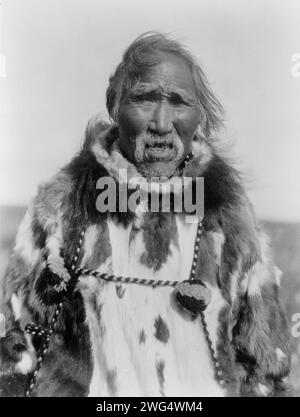 Charlie Wood-Kobuk, c1929. Charlie, Wood, half-length portrait, facing ...