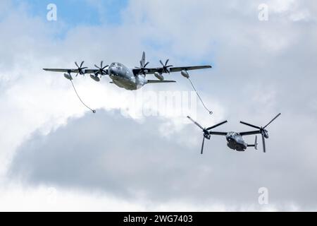 USAF - Lockheed Martin MC-130J Commando II & Boeing CV-22B Osprey ...