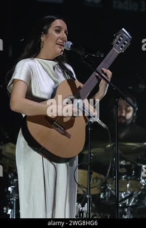 Spanish singer-songwriter Valeria Castro, one of the promising women ...