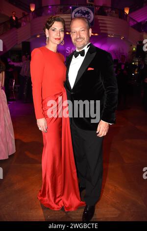 Sarah Kronsbein Galeristin Michael Radomski Muenchen 03.02.2024 ...