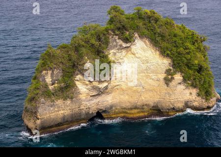 Thousand Island Viewpoint on Nusa Penida (Pulau Seribu Stock Photo - Alamy
