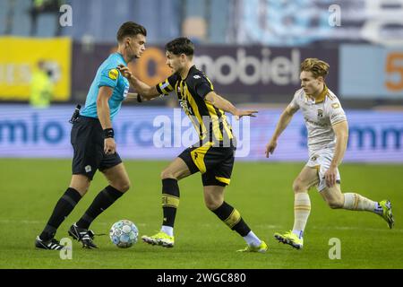 ARNHEM - Oliver Edvardsen of Go Ahead Eagles celebrates the 0-1 during ...
