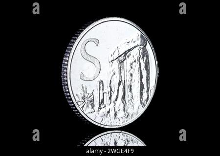 The letter 'S' for Stonehenge on the 2018 A To Z 10 pence coin series ...
