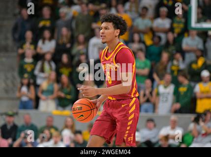 Iowa State guard Curtis Jones (5) plays defense during the first half ...