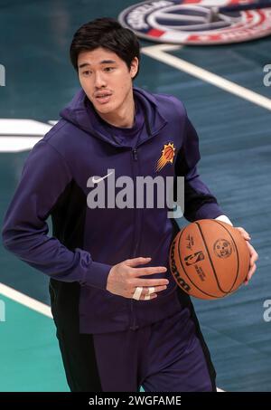 Phoenix Suns forward Yuta Watanabe (18) in action during the second ...