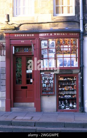 The Scottish Whisky Gift Shop, Edinburgh Castle, Edinburgh, Scotland UK ...