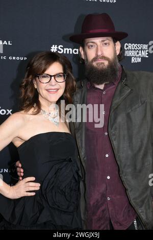 Lisa Loeb attend the Universal Music Group's 2020 Grammy after party ...