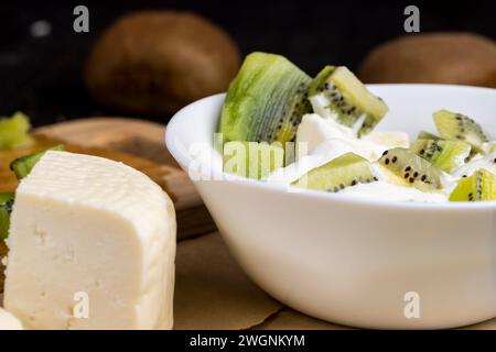cream cheese made from cow's milk, making milk curd from whole milk ...